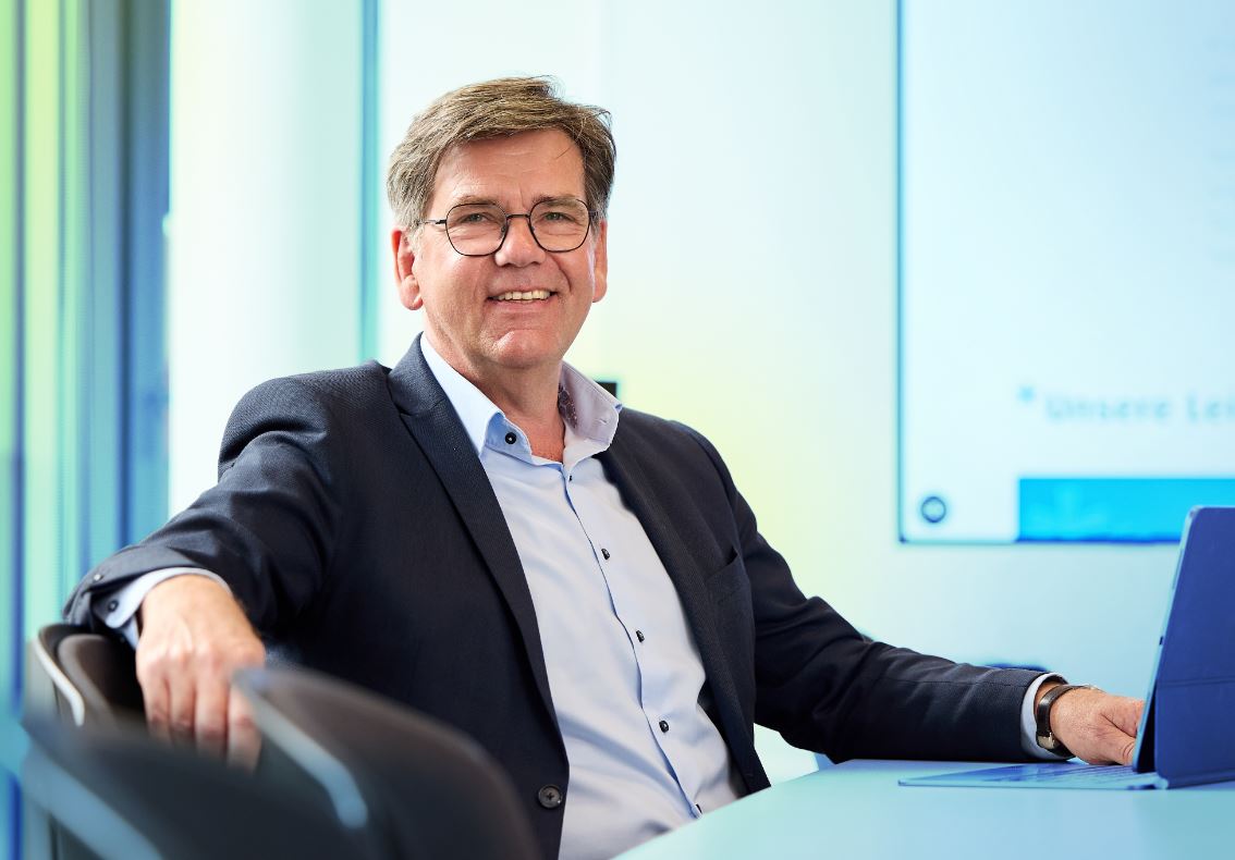 Dirk Schiefer - PMPG